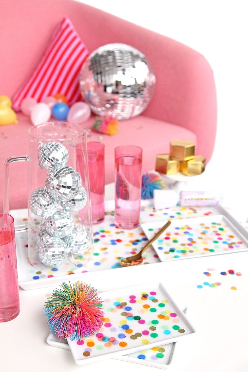 DIY Confetti Tray For New Years On Brit + Co – Aww Sam