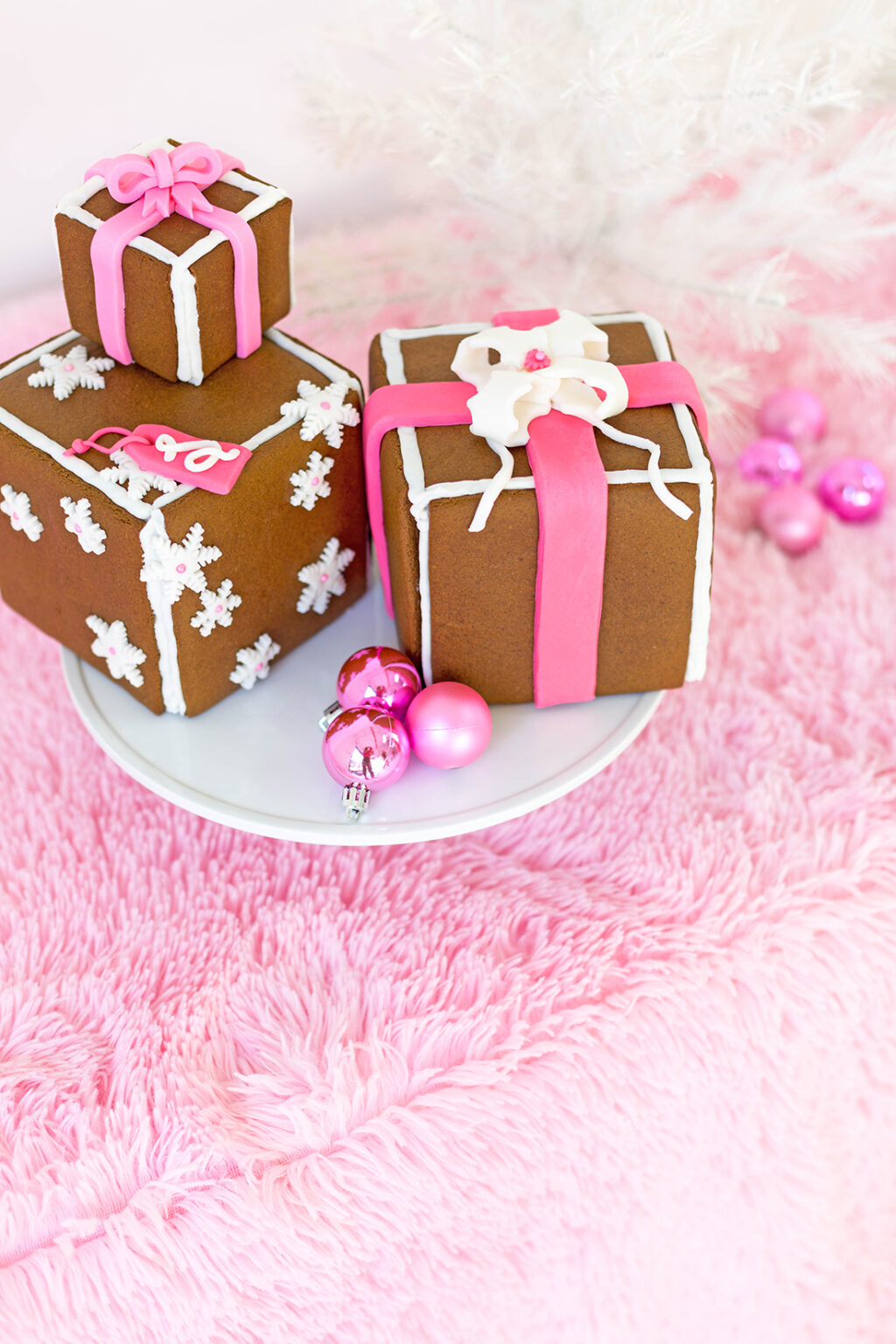 DIY Gingerbread Present Stack – Aww Sam