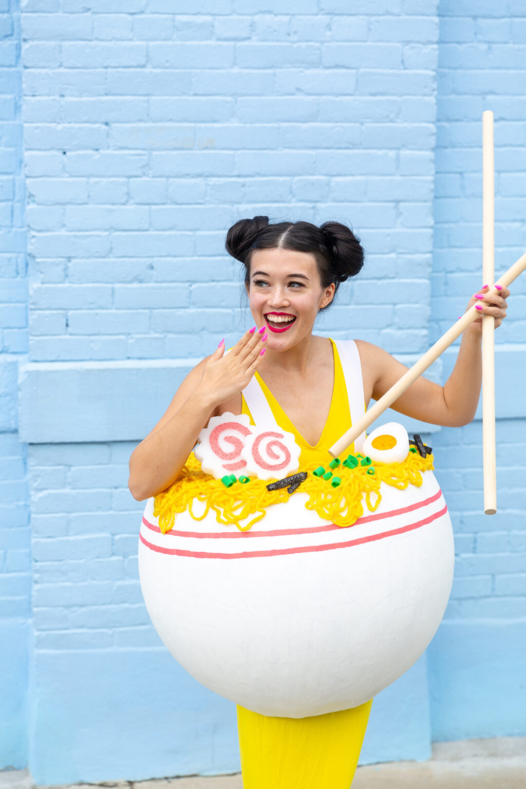 DIY Ramen Noodle Halloween Costume – Aww Sam