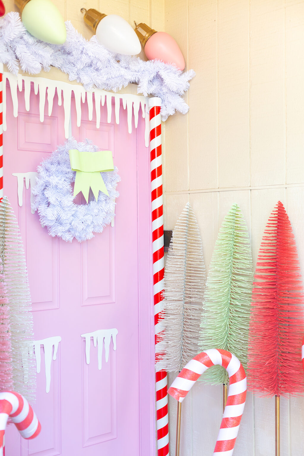 Gingerbread House Door Decor – Aww Sam